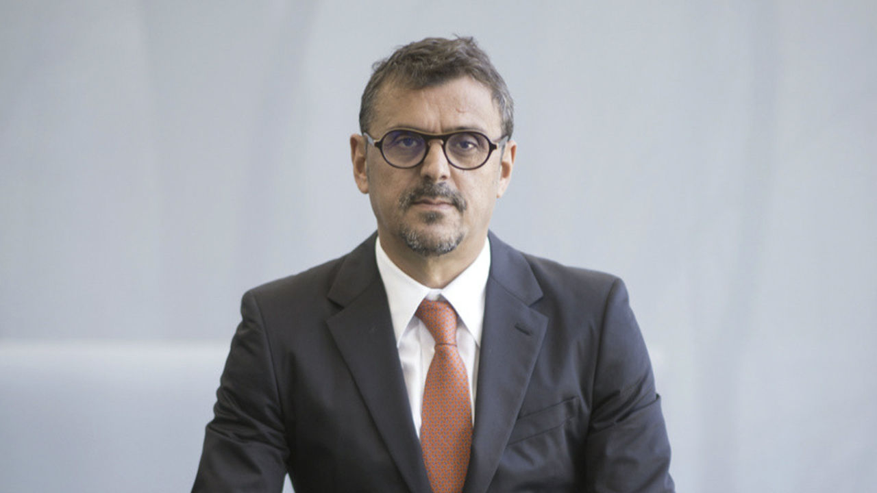 dst group paga três meses de salários à Companhia de Teatro de Braga